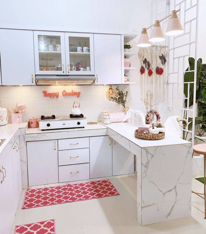 Ngomongin Desain Dapur Warna Putih, Foto Interiornya Terlihat Lebih ...
