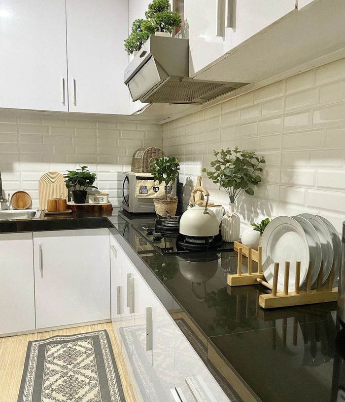 Desain Dapur Monokrom Jadi Incaran, Foto Dekorasinya Terlihat ...