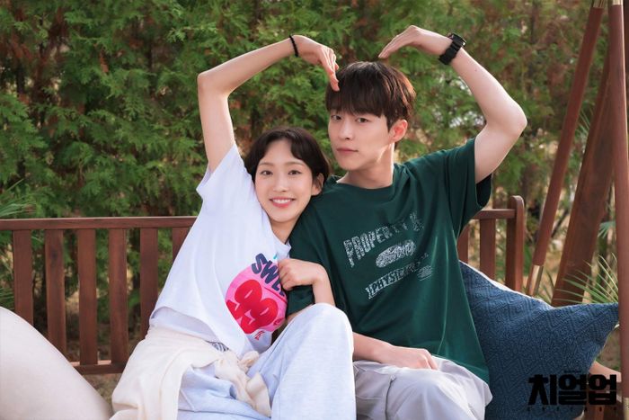 Rekomendasi Drama Korea dengan Vibes She Fell First He Fell Harder - CewekBanget