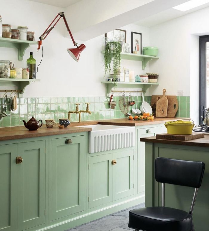 Ini Alasannya Kenapa Kabinet Dicat Warna Hijau Mint, Foto Interior ...