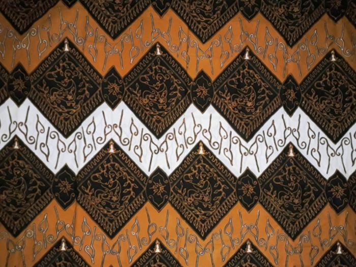 Mengenal 'Mbok Semok', Etos Perempuan Pengrajin Batik di Girilayu ...