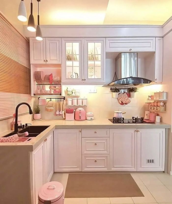 Jajal Pasang Lemari Tertutup di Desain Dapur Mungil, Foto Interiornya ...
