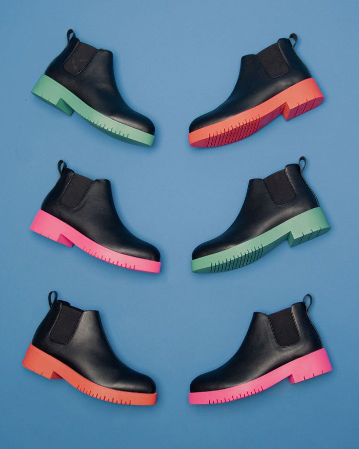 Tren Sepatu 2023, Model Chunky Sneakers dengan Warna Lavender Cream ...