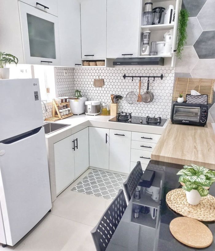 Trik Buat Desain Dapur Kecil Terlihat Lebih Besar, Foto Interiornya ...