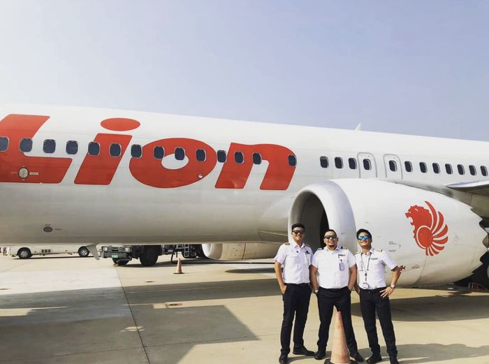 Ini Foto Sosok Pilot Lion Air yang Senggol Garbarata di Merauke, Punya ...