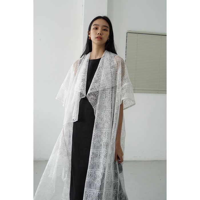 5 Model Outer Putih Modis Buat Baju Lebaran 2023 #PowerUpRamadan ...