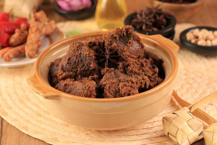 5 Oleh-oleh Khas Padang yang yang Paling Dicari, Jaminan Enak dengan ...
