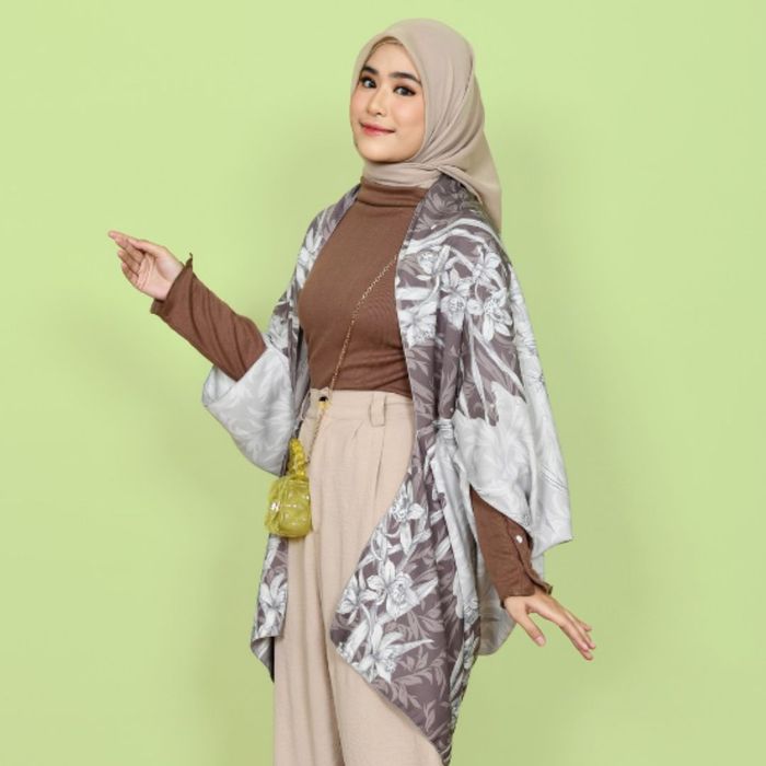 3 Rekomendasi Outer Scarf Kekinian, Harga di Bawah Rp 100 Ribu - Stylo