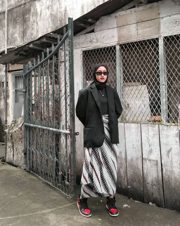 Ide Outfit Hijab dengan Kain Batik yang Bisa Dipakai Untuk Sehari-hari ...