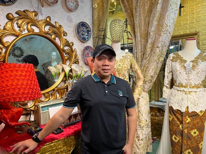 Jahit Kebaya dan Gaun di Pusat Modiste Harco Pasar Baru, Baju Pengantin ...