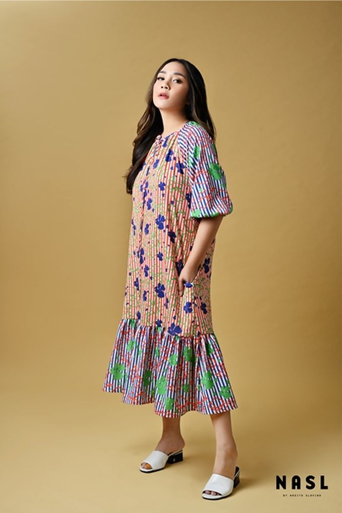 Nagita Slavina Bikin Koleksi Baju Lebaran 2023 Lewat NASL. Intip Yuk ...