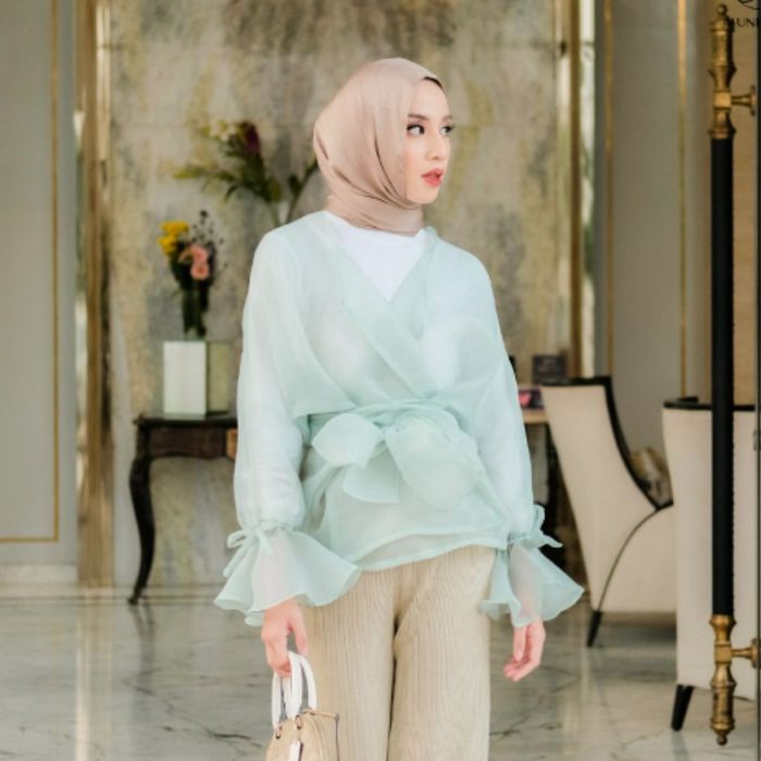 3 Outer Organza Premium untuk Lebaran 2023, Kekinian Harga 100 Ribuan ...