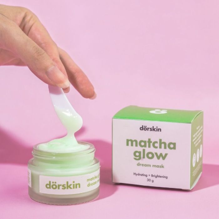 Battle Moisturizer Terbaik 2024: Dorskin Matcha Glow Skin Mask VS The ...