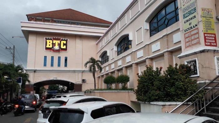 Jelang Lebaran 2023, Ini 3 Rekomendasi Wisata Belanja Murah di Solo - Parapuan