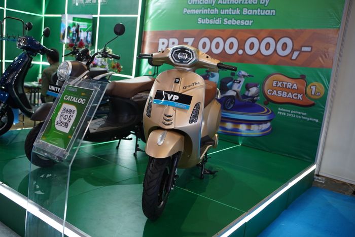 5 Rekomendasi Motor Listrik di Bawah Rp15 Juta, Cocok untuk Perempuan ...