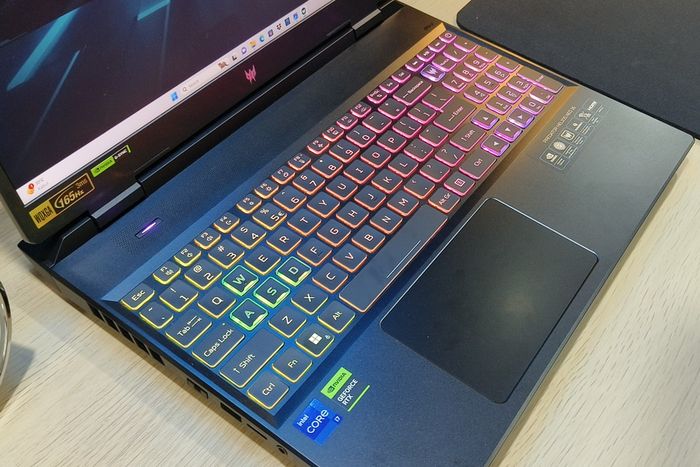 Hands-on Acer Predator Helios Series: Bidik Gamer dan Konten Kreator ...