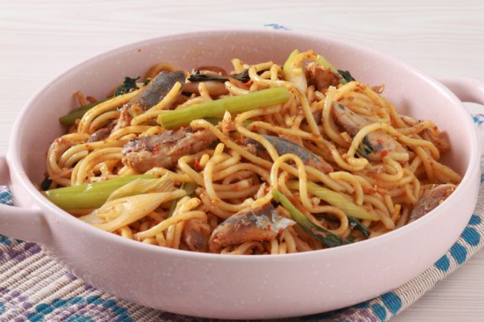 5 Resep Mi Goreng Simple yang Bikin Sarapan Tak Lagi Membosankan ...