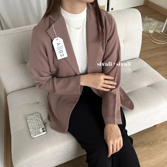 3 Online Shop Blazer di Bawah Rp 100 Ribu Bikin Penampilan Modis - Stylo