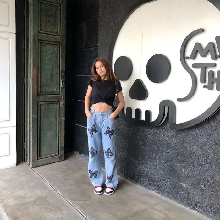 Sontek Inspirasi 6 Outfit Crop Top Jessica Shaina ala Remaja Kekinian ...