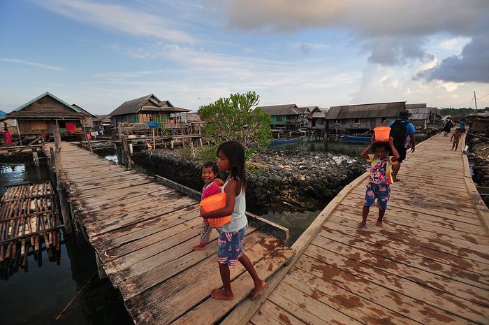 Kecerdasan Ekologis dalam Kearifan Lokal Masyarakat Pesisir Suku Bajo ...