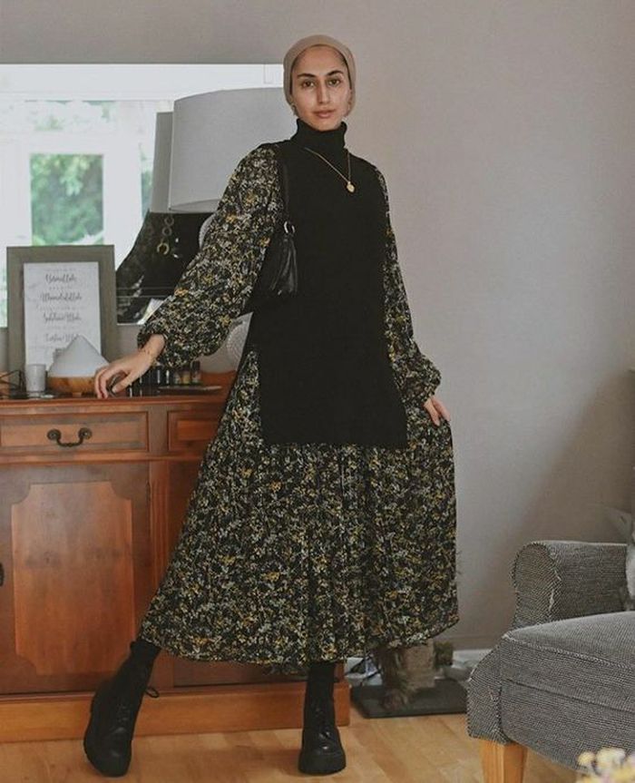 Pilihan Ide Styling Dress Hijab Motif yang Kekinian ala Selebgram - Stylo