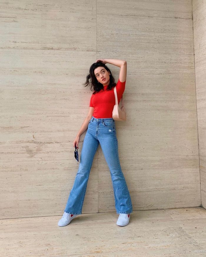 5 Outfit Jeans Megan Domani ala Cewek Jaksel Stylish Kekinian - CewekBanget