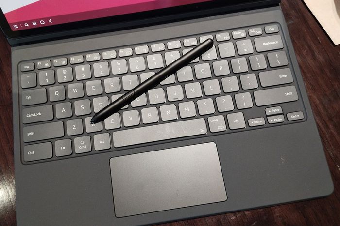 Hands-on Samsung Galaxy Tab S9+: Tablet Pertama dengan Rating IP68 ...