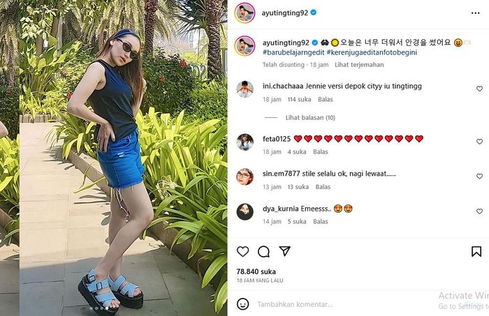 Janda Depok Cuek Cuma Pakai Singlet, Gaya Seksi Ayu Ting Ting Malah ...