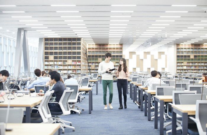 Intip Biaya Kuliah di Seoul National University Kampus Paling Bergengsi ...