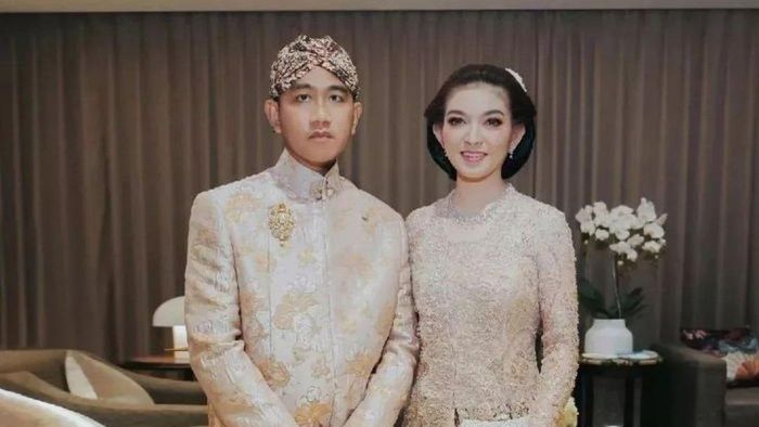 Niat Hati Temani Selvi Ananda Beli Lipstik, Gaya Rambut Gibran ...