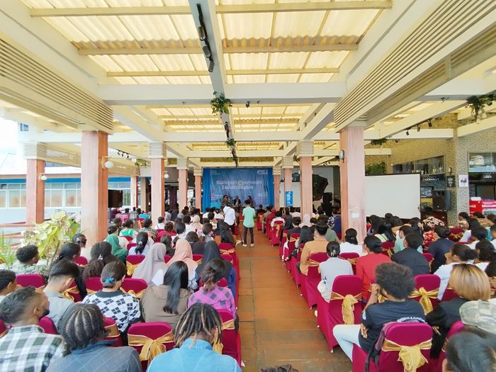 Dorong Pemuda Papua Berdaya Saing, Kemenkominfo Gelar Forum Literasi Demokrasi