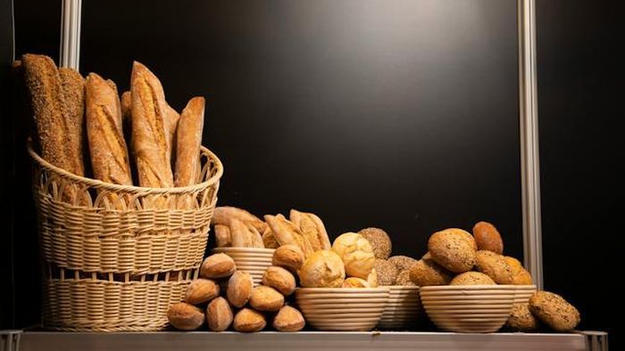 Termasuk Makanan Tertua di Dunia, Siapakah Penemu Roti? #AkuBacaAkuTahu ... Termasuk Makanan Tertua di Dunia, Siapakah Penemu Roti? #AkuBacaAkuTahu ...