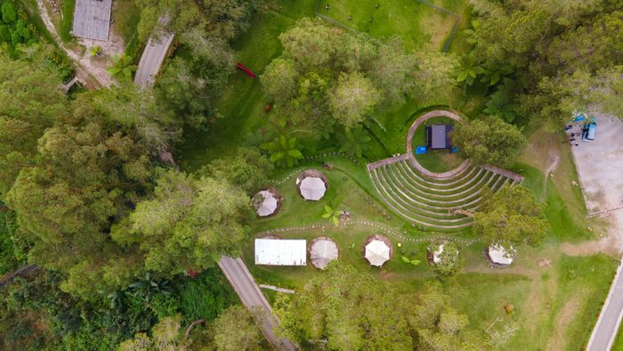 Merajut Wisata Danau Toba Trail of the Kings di Sigapiton & Kaldera ...