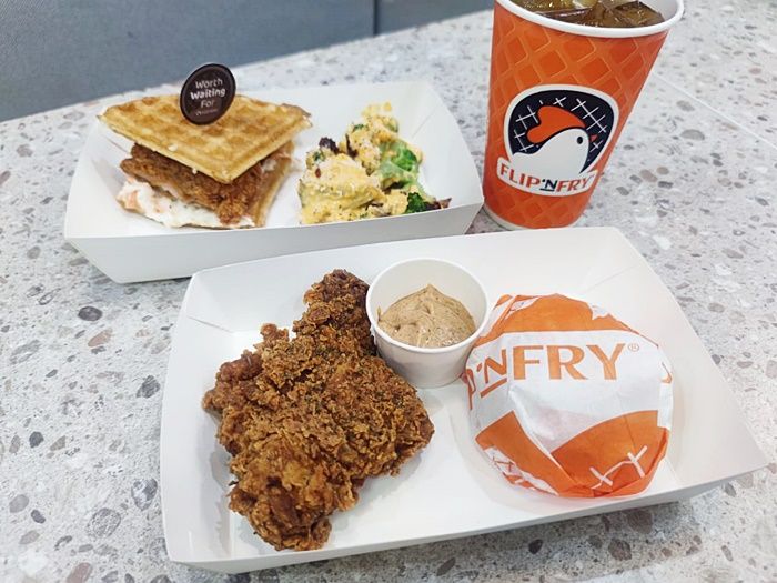 Nikmati Kelezatan Aneka Menu Waffle dan Ayam Goreng Buttermilk dengan ...