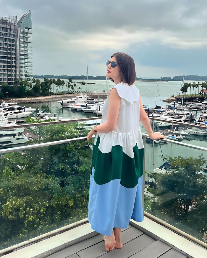 Tampil Bak Crazy Rich Asian, Tengok Gaya Carissa Puteri Kenakan Dress ...