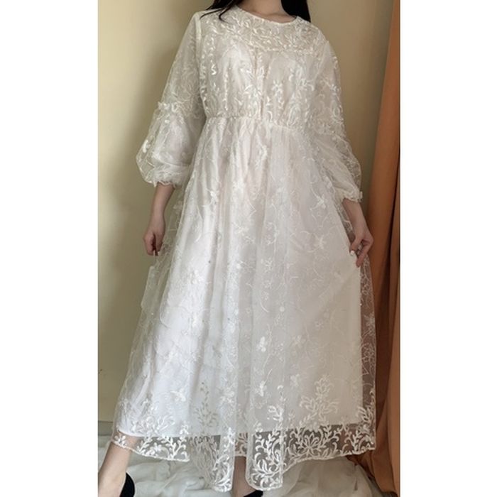 3 Dress Putih Brokat Murah ala Dress Ayu Ting Ting, Cocok untuk Baju ...