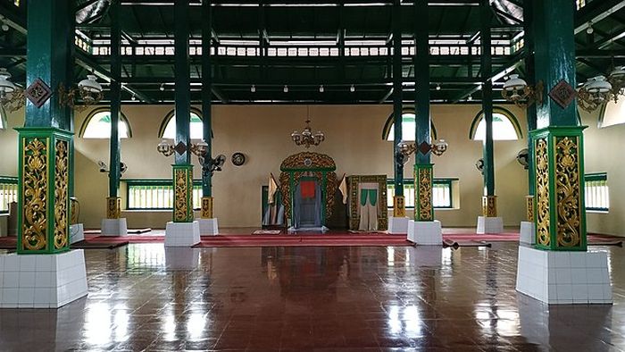 6 Peninggalan Sejarah di Indonesia yang Bercorak Islam dan Tempatnya ...