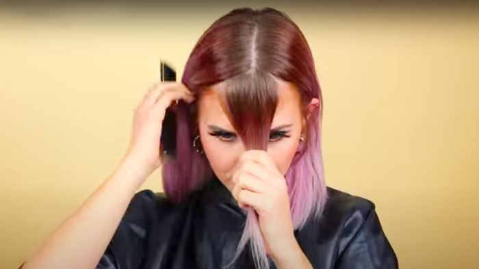 Praktis Banget, Tips Potong Poni Sendiri Anti Gagal dan Menyesal - Nova