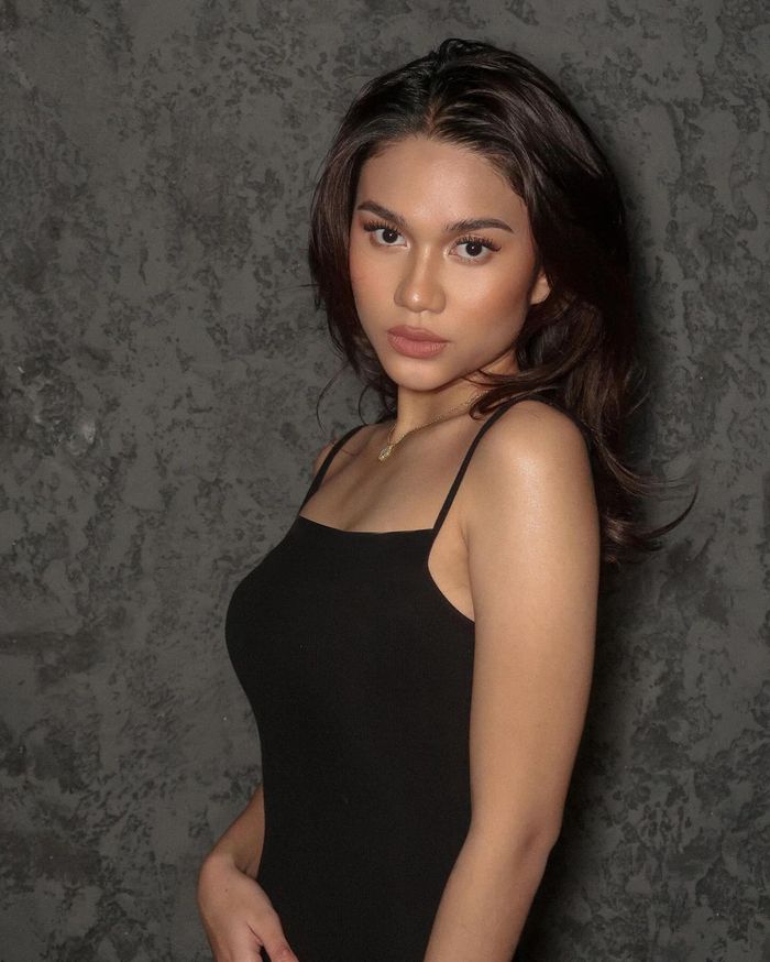 Azizah Salsha Pamer Tampilan Makeup Bold, Istri Pratama Arhan Dibilang Mirip Ariel Tatum! - Stylo