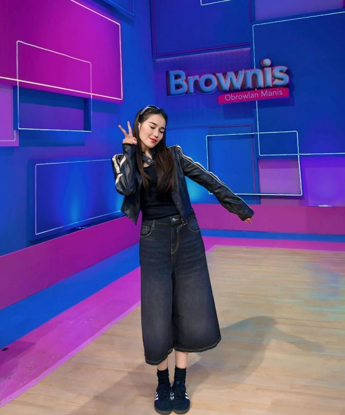 Jennie Blackpink Versi Lokal, Ayu Ting Ting Pamer Outfit Modis Kekinian ...