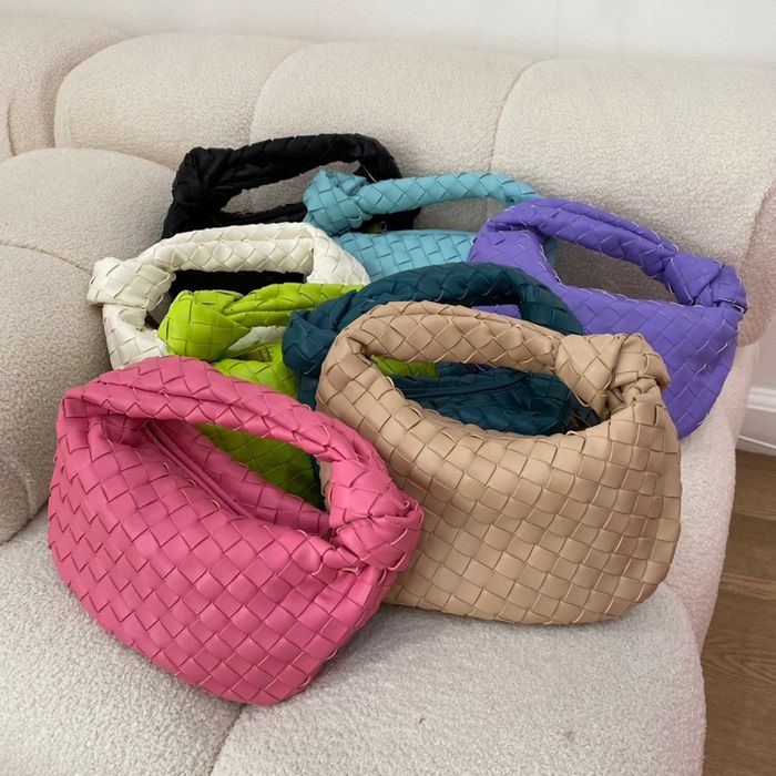 Harganya Mulai Rp200 Ribuan, Ini Rekomendasi Tas Ayu Ting-ting Versi ...