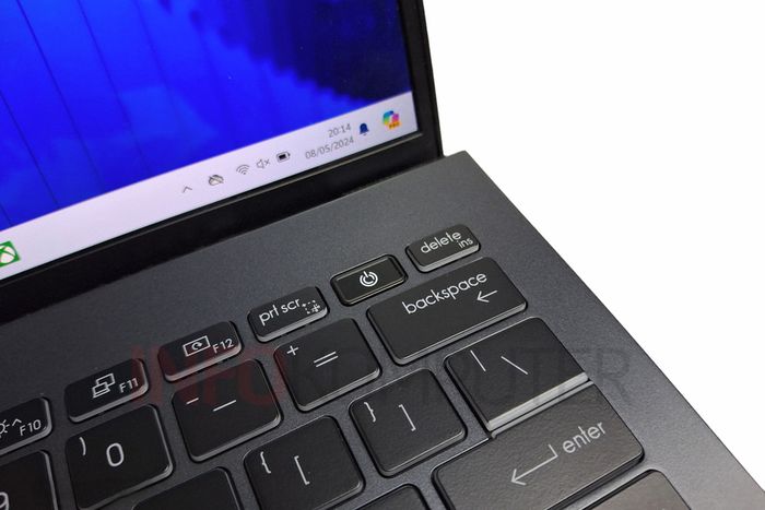 Review MSI Prestige 13 AI Evo A1M: Laptop AI Ringan Tangguh Luar Dalam ...