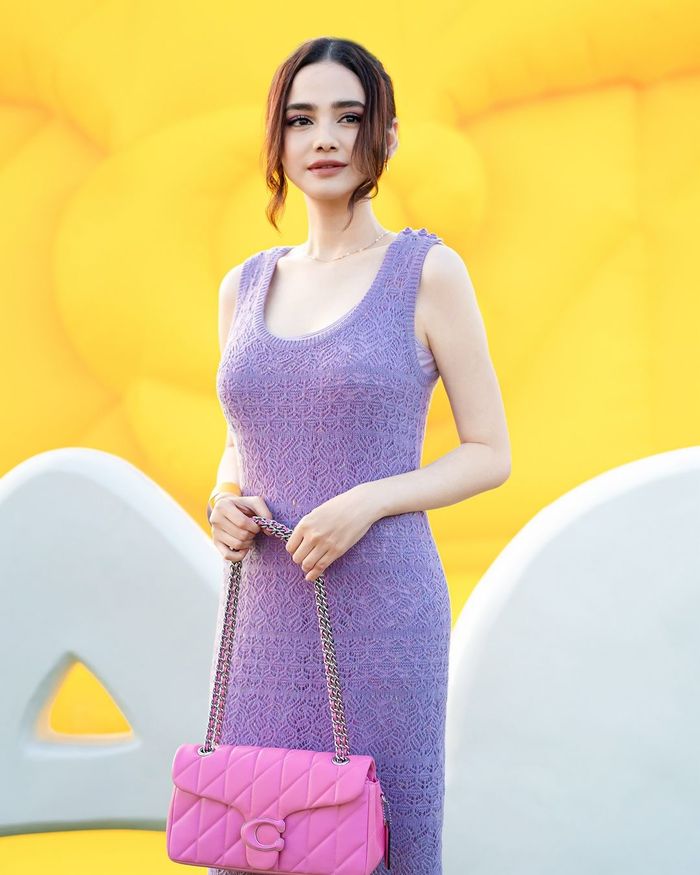 Syifa Hadju Pamer Gaya Feminin Kenakan Dress Rajut Ketat, Body Goals ...