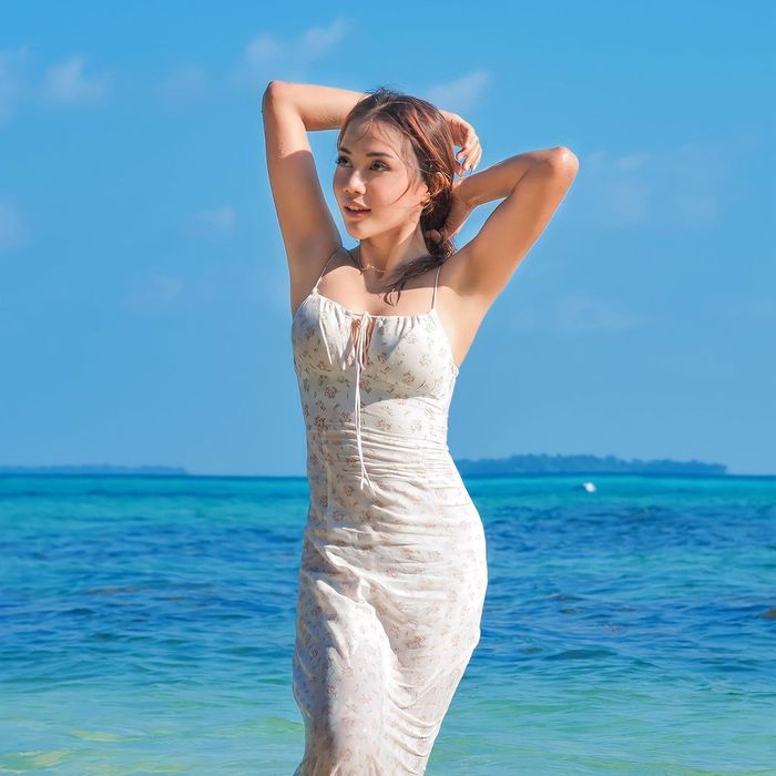 Sporty Saat Jadi Kapten Timnas Putri Indonesia, Intip Gaya Seksi Modis Shafira Ika Putri di Luar ...