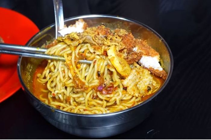 Rekomendasi Kuliner Malam di Taman Puring Jaksel, Enak Enggak Pakai ...