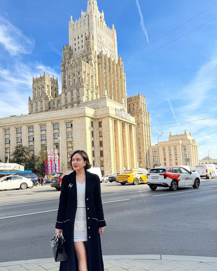 Makin Cantik Sejak Cerai, Shandy Aulia Tampil Seksi Berkelas dalam ...