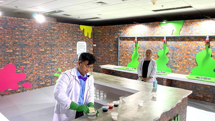 Headliners Hadirkan Chaos Lab, Playground Imersif Pertama di Indonesia ...