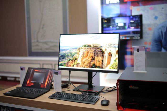 Lenovo Tech Day 2024 Hadirkan Solusi Berbasis AI Terbaru untuk Bisnis ...