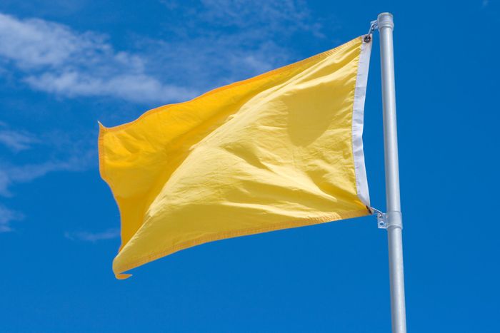 Mari Kita Ketahui Asal Mula Bendera Kuning Sebagai Simbol Kematian ...