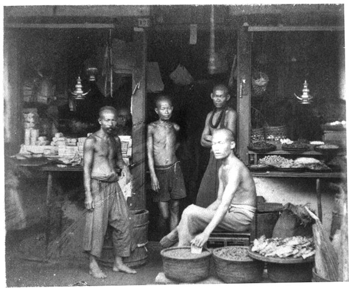 Kehidupan Sosial Batavia di Mata Lelaki Ningrat Jawa Abad Ke-19 ...